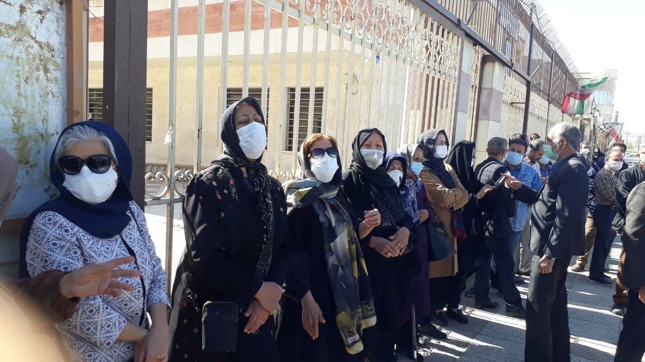 Retirees Protest In Many Iranian Cities Amid High Inflation And Poverty ...